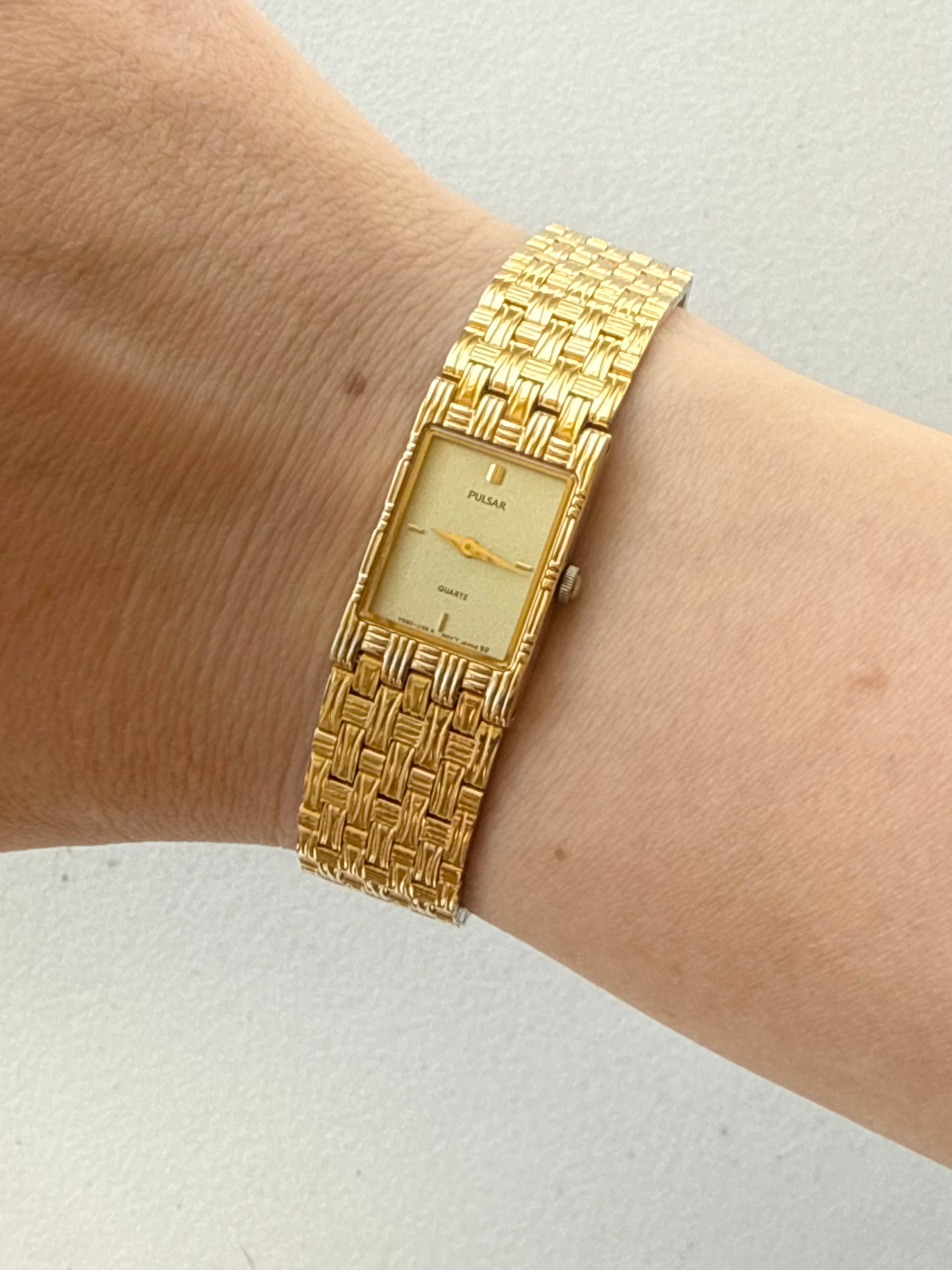 1997 Pulsar Quartz By SEIKO Gold Tone Tank Watch – River Moons Vintage
