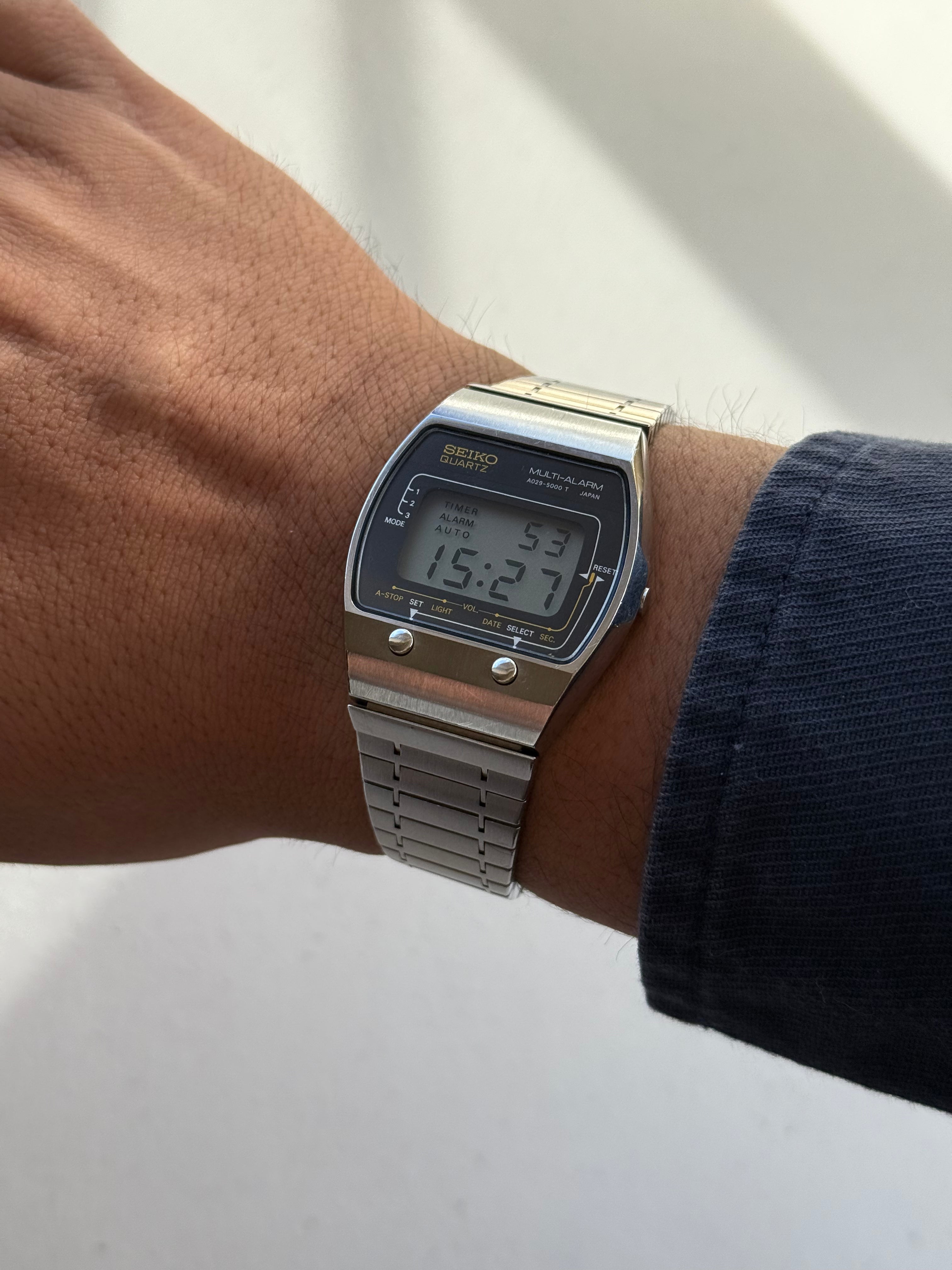 1978 Seiko Quartz Multi-Alarm Digital Watch – River Moons Vintage